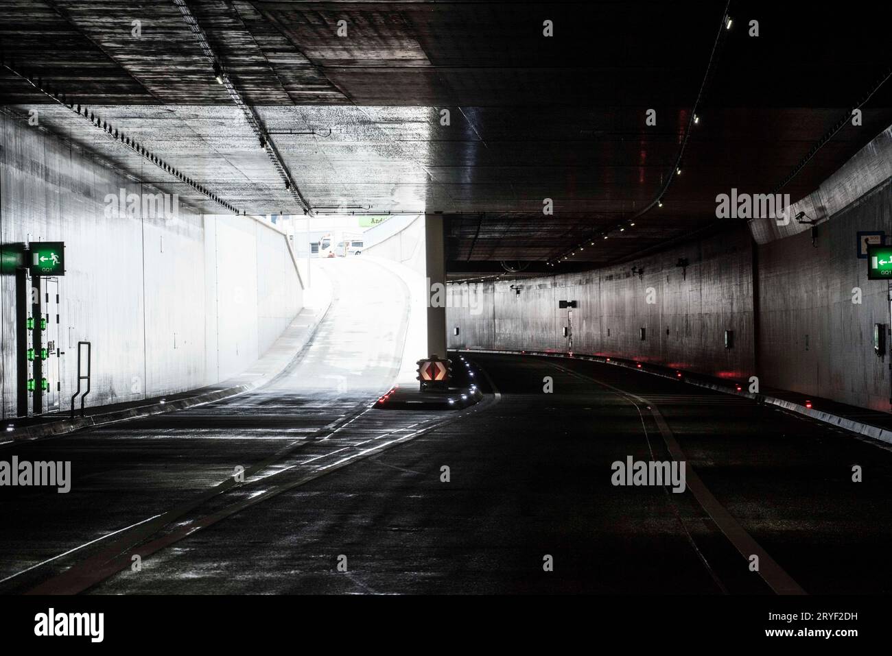 Visual conditions in car hi-res stock photography and images - Alamy