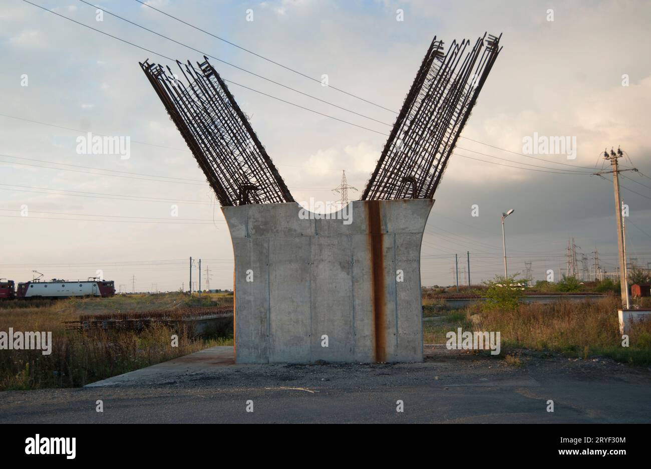 Unfinished construction of a bridge pier Stock Photo - Alamy