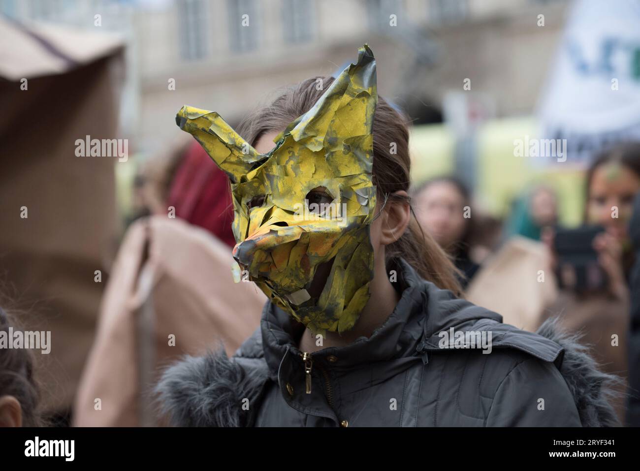 Person wearing a mouse mask Stock Photo - Alamy