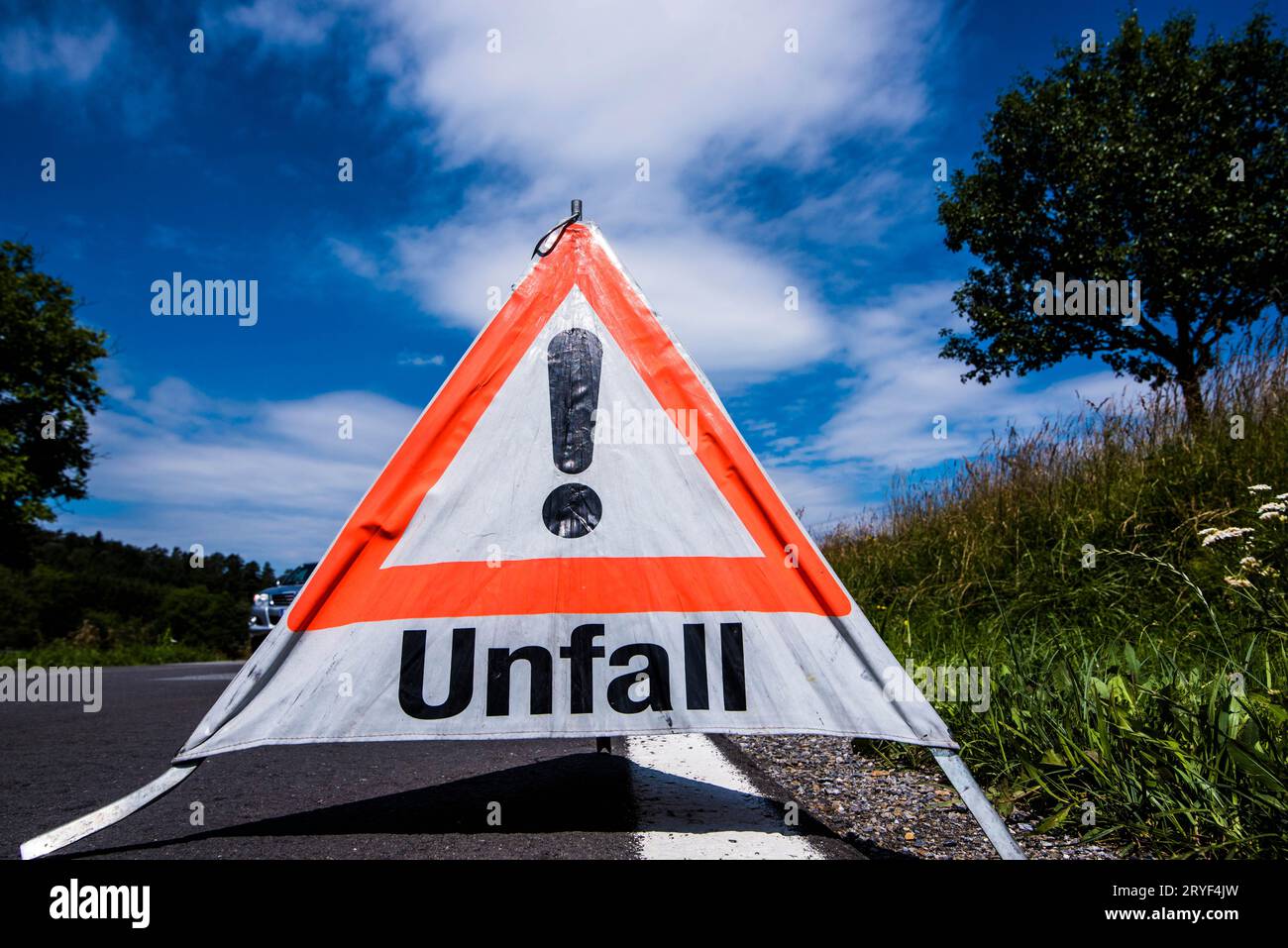 Performance warning hi-res stock photography and images - Alamy