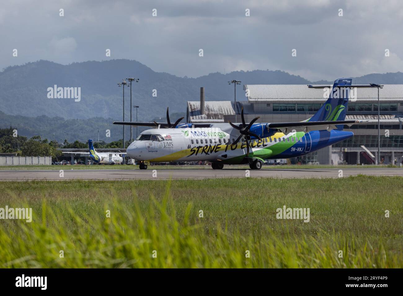 Kota Kinabalu, Sabah, Malaysia-December 23, 2021 : Maswing Airlines ATR ...