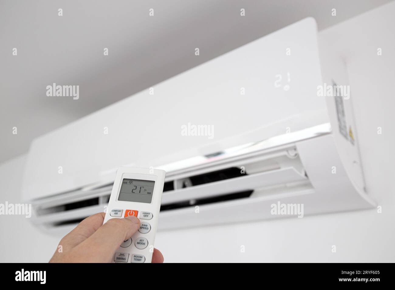 Wall mounted air conditioning unit hi-res stock photography and images ...