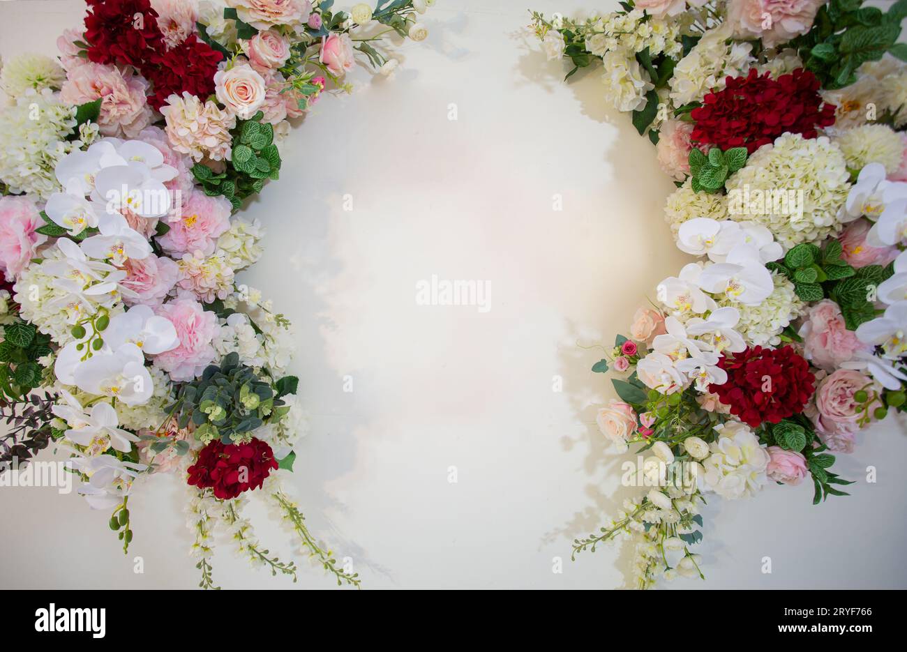 Wedding backdrop hi-res stock photography and images - Alamy