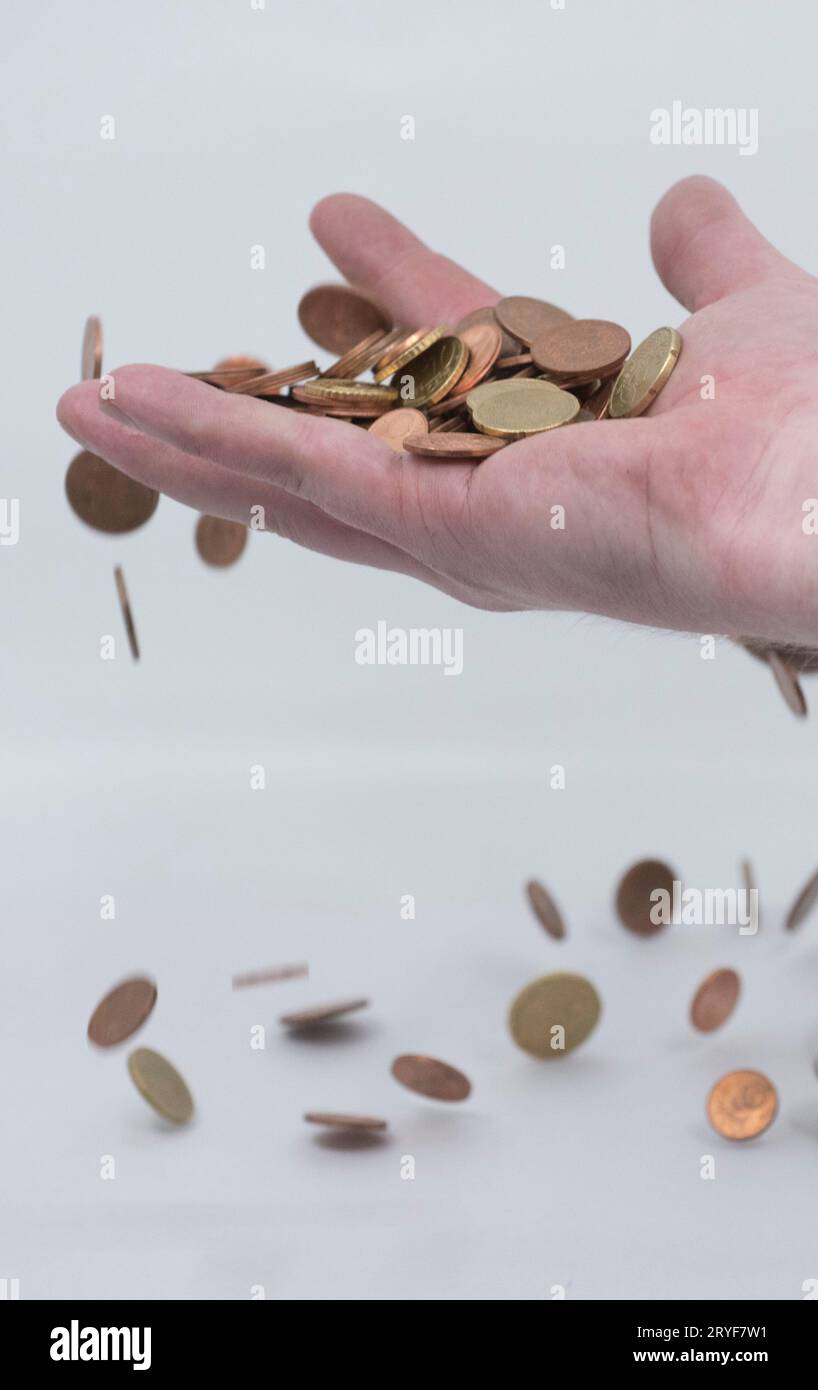 Change cash coins conversion hi-res stock photography and images - Alamy