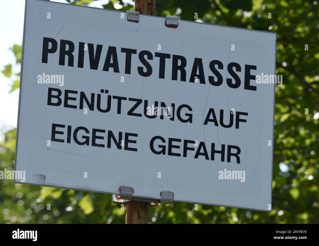 Private road street sign hi-res stock photography and images - Alamy