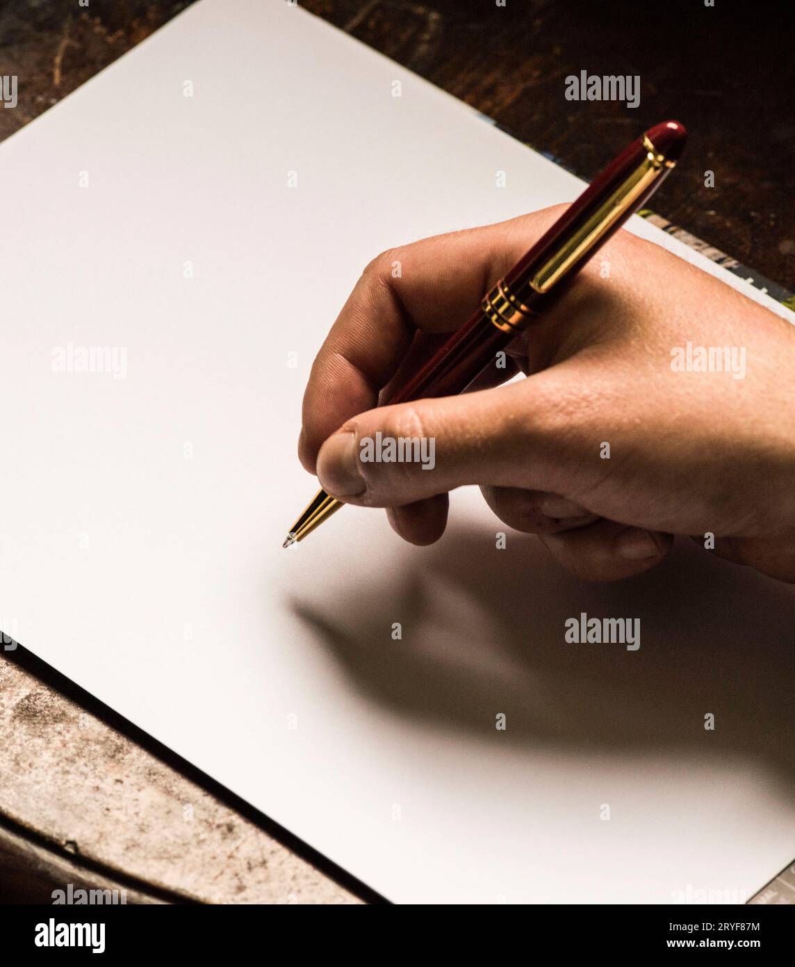 Texts writing hi-res stock photography and images - Alamy