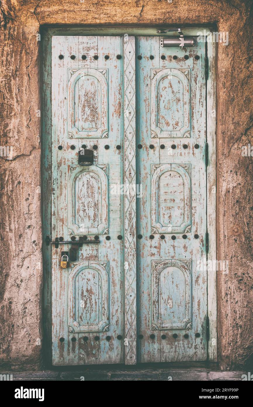An old antique door, UAE heritage concept Stock Photo - Alamy