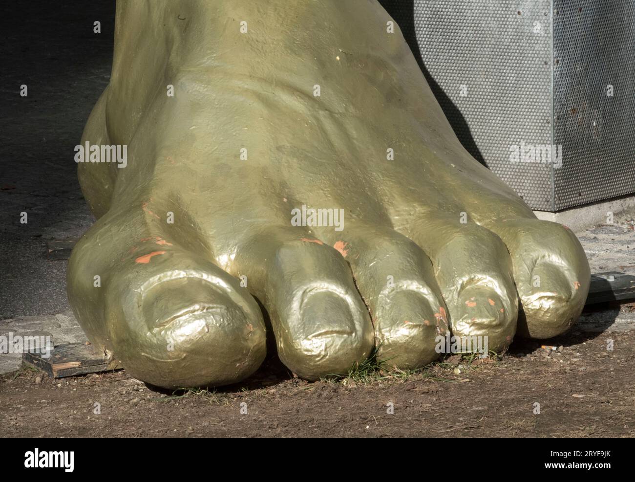 Feet without shoes hi-res stock photography and images - Alamy