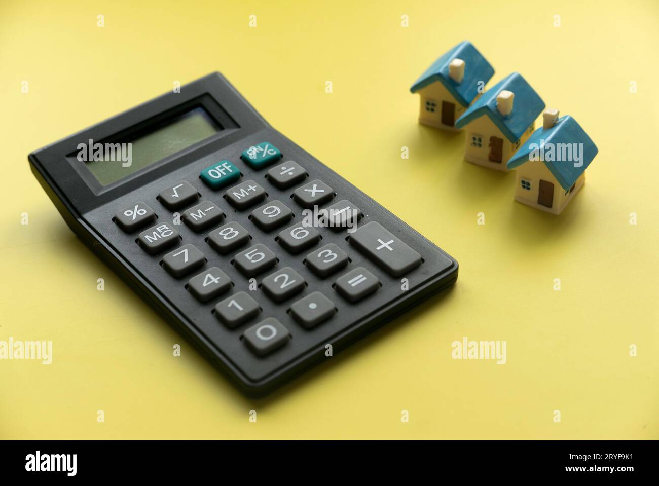 Sale calculator hi-res stock photography and images - Alamy