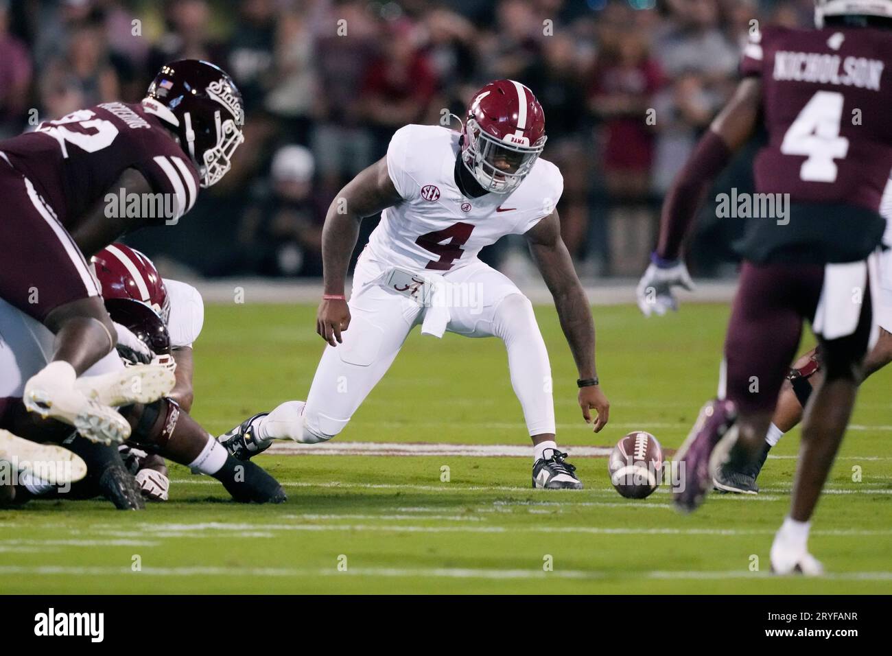Alabama quarterback Jalen Milroe (4) reacts to a fumbled snap as ...