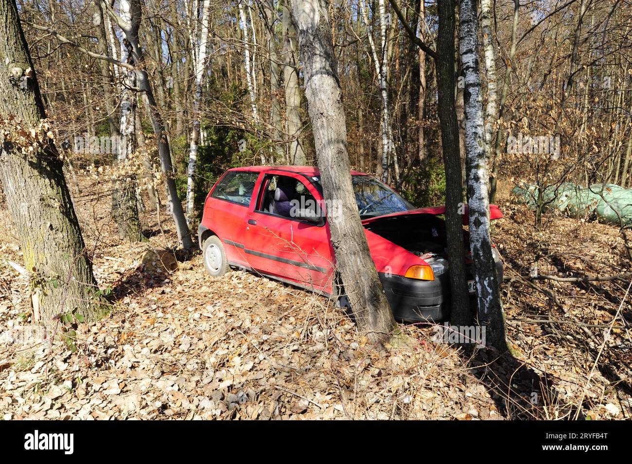 Crash prevention hi-res stock photography and images - Alamy