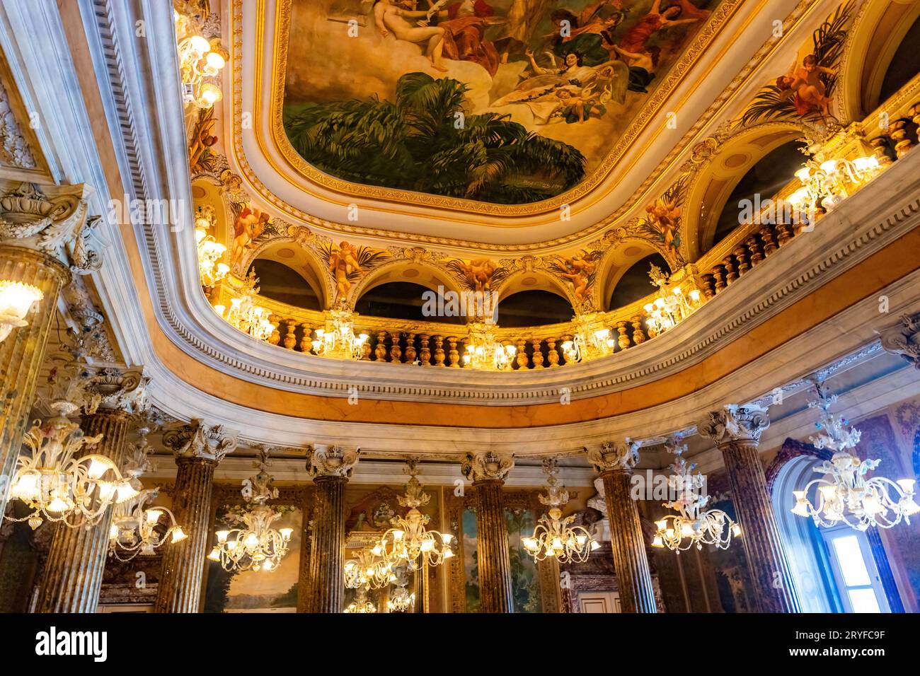 Amazon theater interior hi-res stock photography and images - Alamy