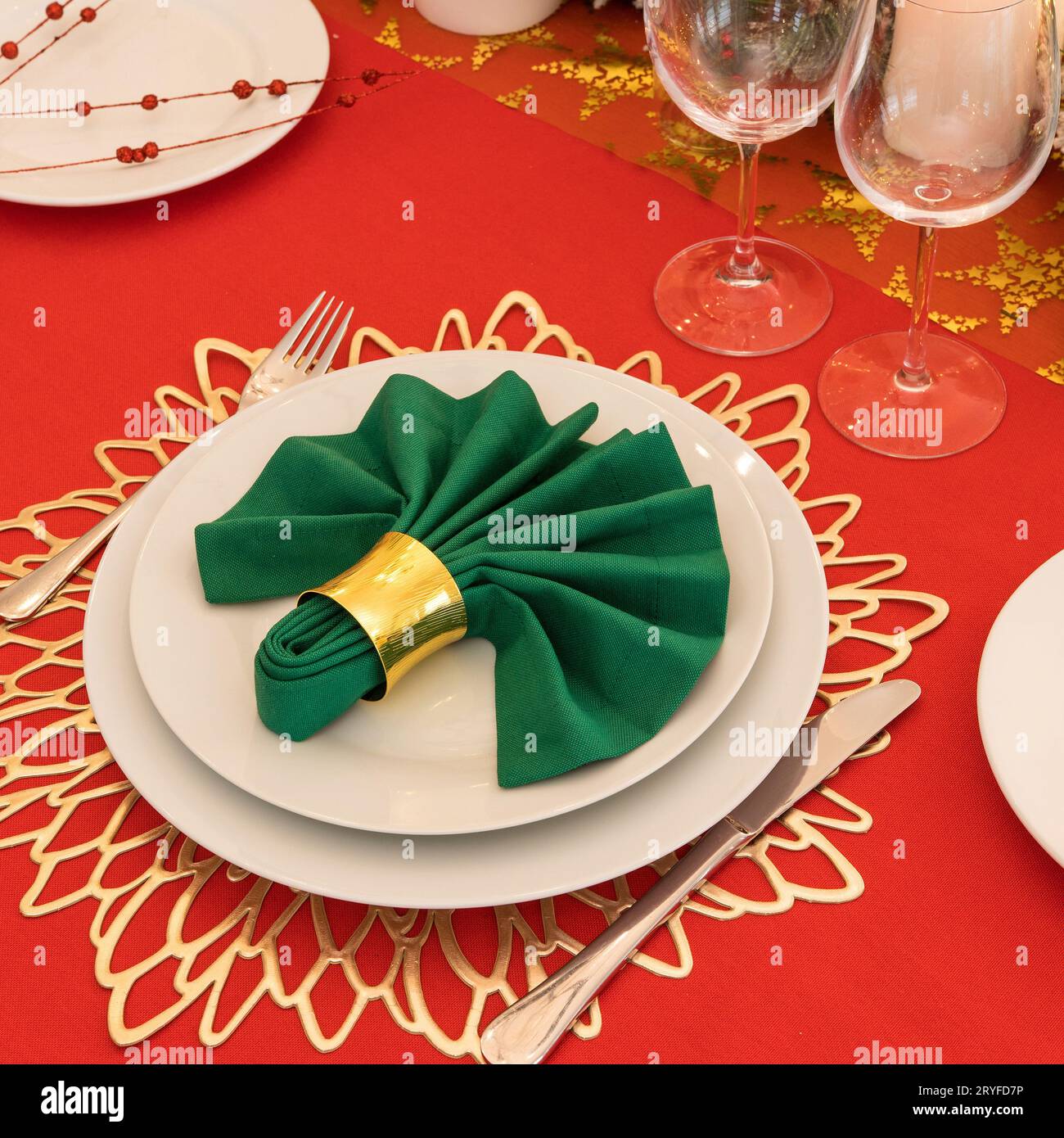 Candle dinner table home hi-res stock photography and images - Alamy