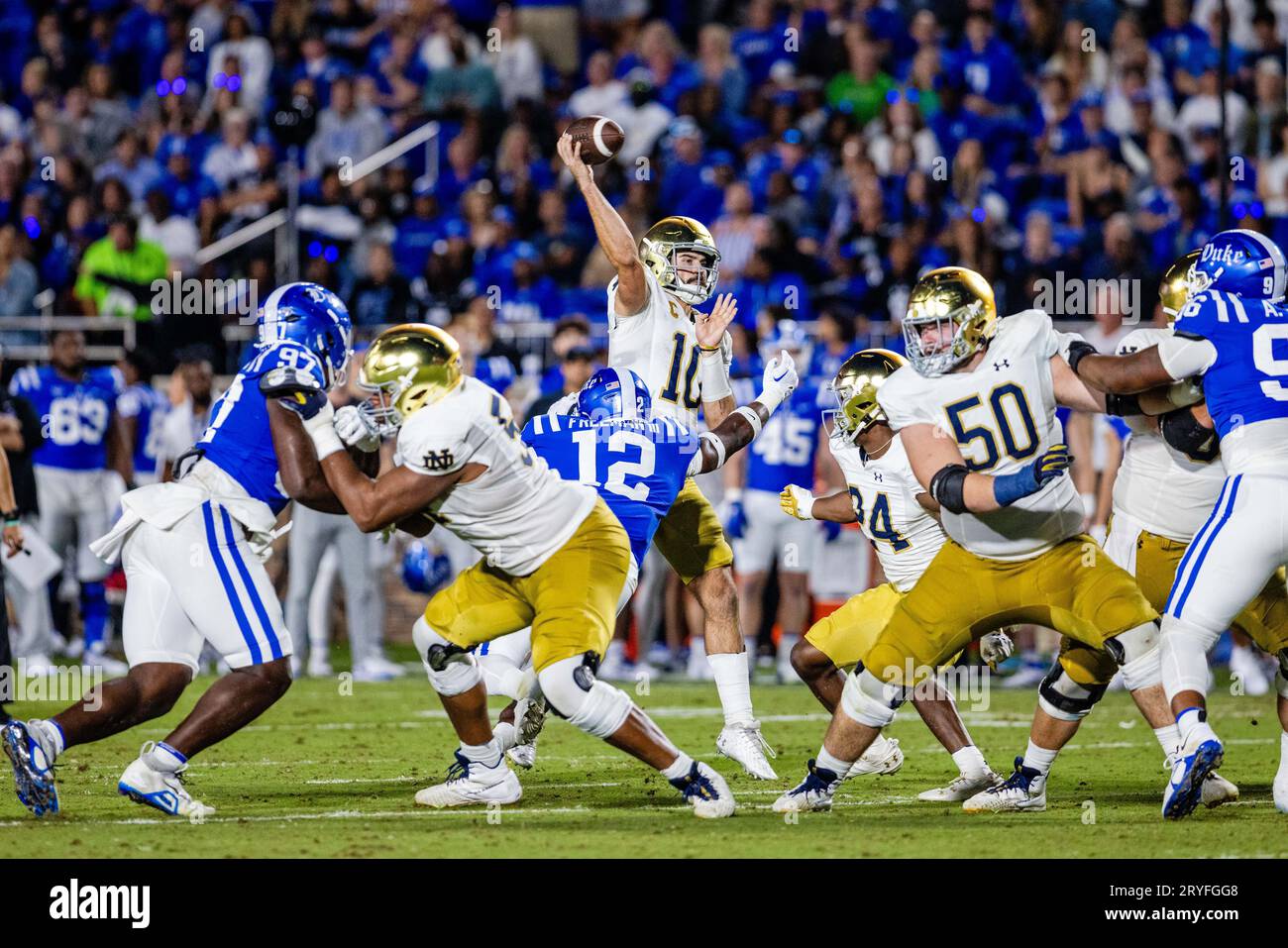 Durham, NC, USA. 30th Sep, 2023. Notre Dame Fighting Irish quarterback ...