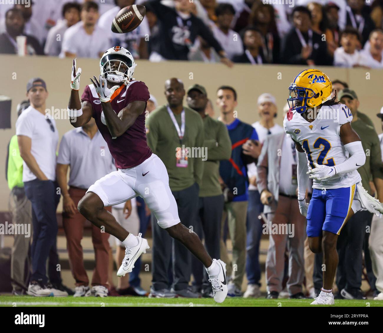 Blacksburg, Virginia, USA. 30th Sep, 2023. Virginia Tech Hokies wide ...