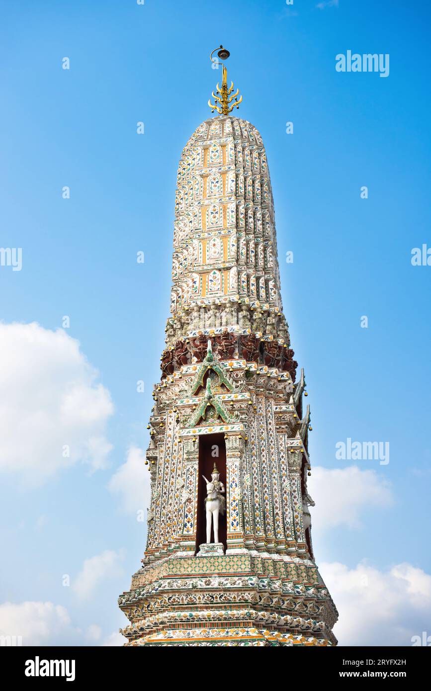Tower and sky view hi-res stock photography and images - Alamy