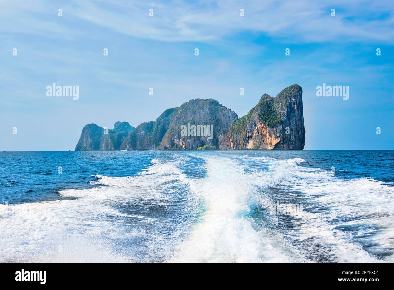 Panoramic view phi island hi-res stock photography and images - Alamy