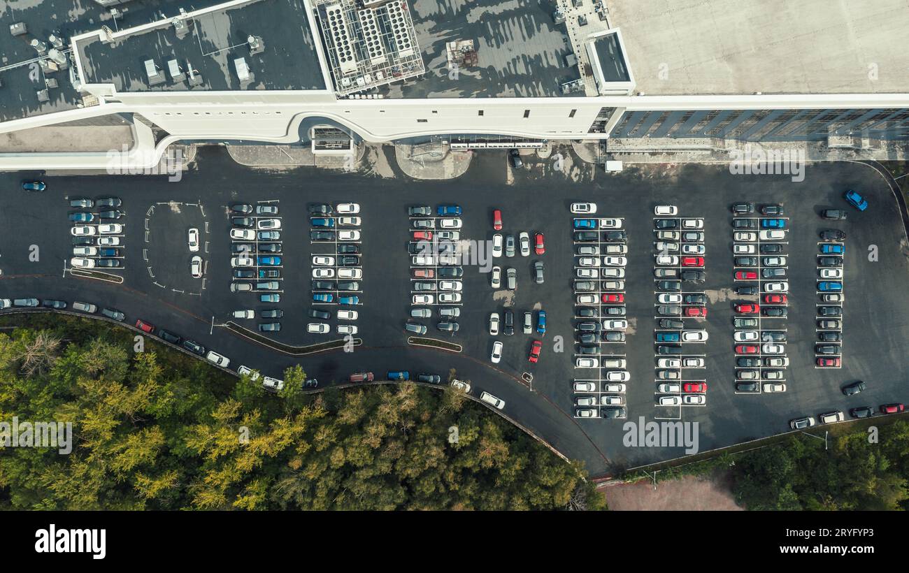Parked cars street view hi-res stock photography and images - Alamy