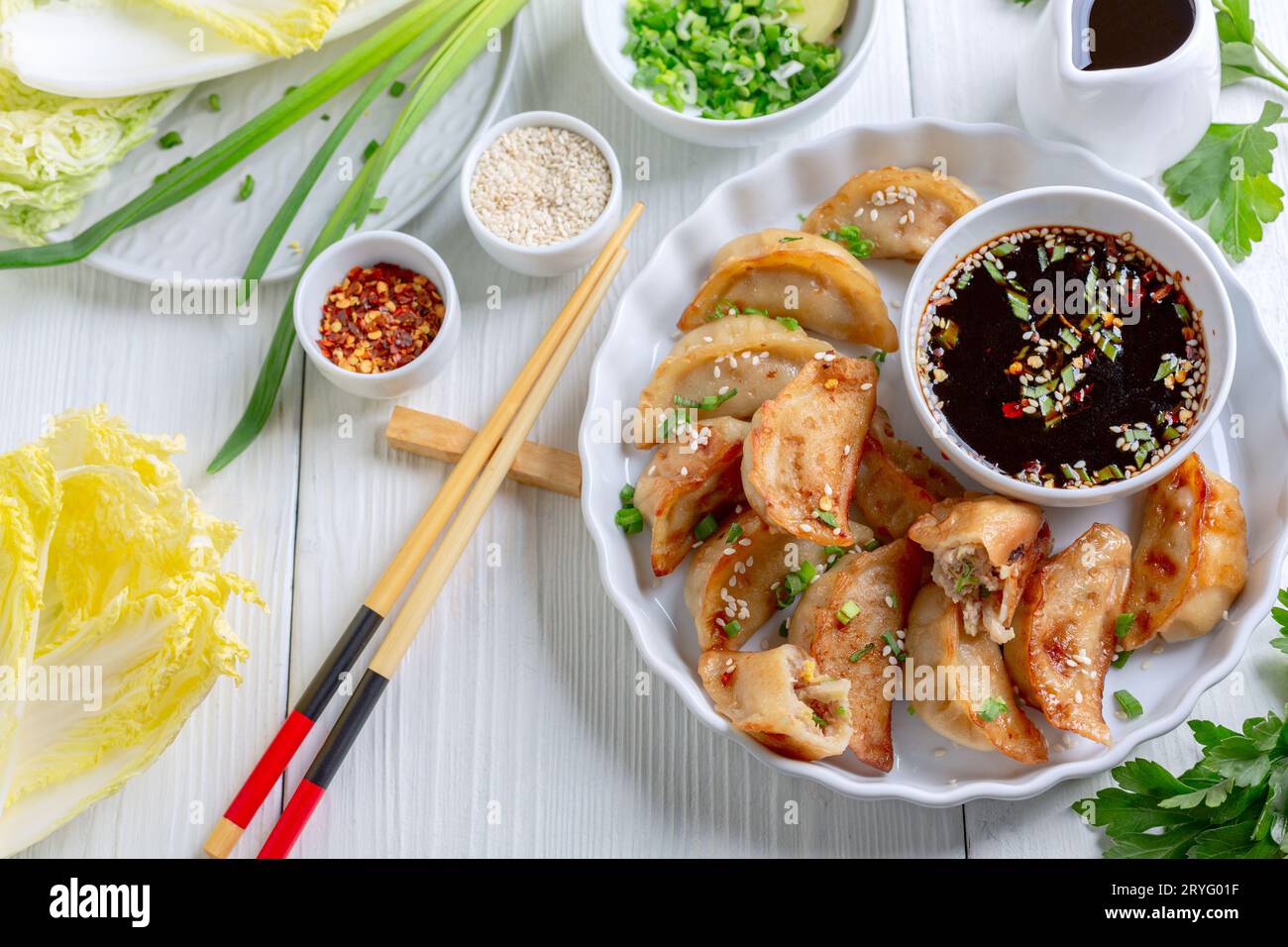 Traditional Japanese gyoza dumplings Stock Photo - Alamy