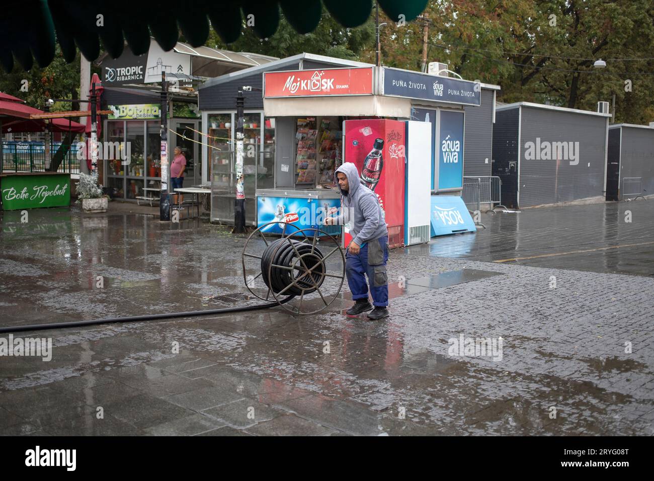 Pavement wash hi-res stock photography and images - Alamy