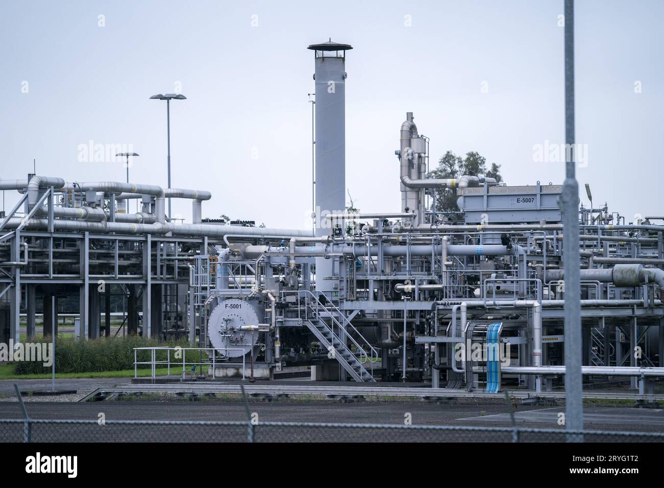 SCHEEMDA - One of the NAM gas extraction locations, where gas was ...