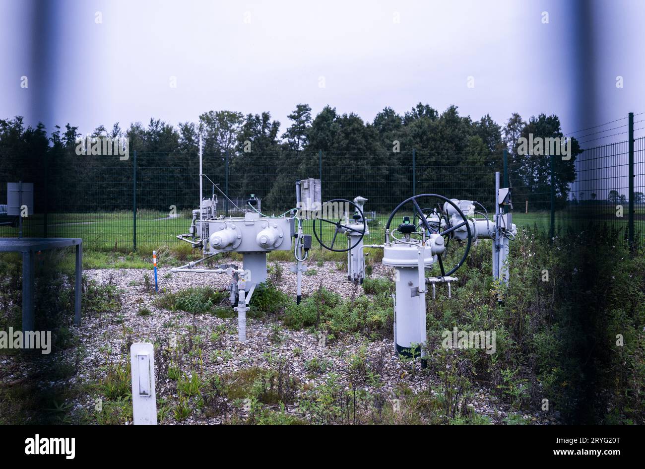 SCHEEMDA - One of the NAM gas extraction locations, where gas was ...