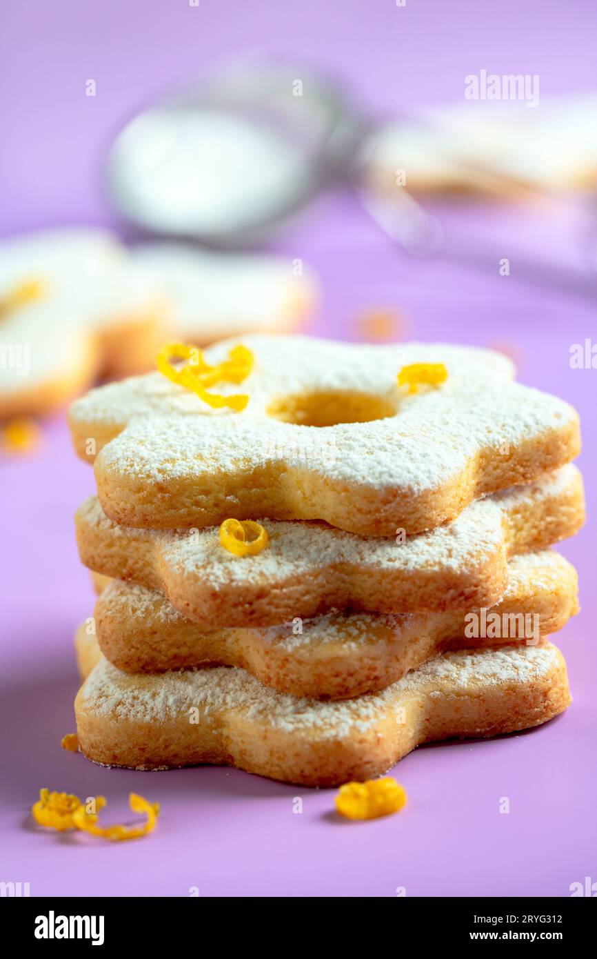 Italian butter cookies -canestrelli Stock Photo - Alamy