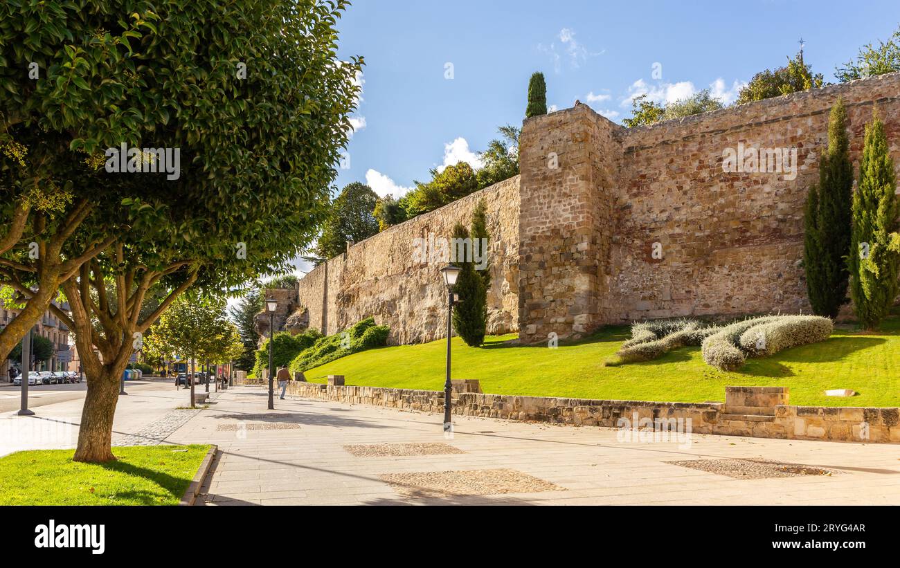 Muralla park hi-res stock photography and images - Alamy