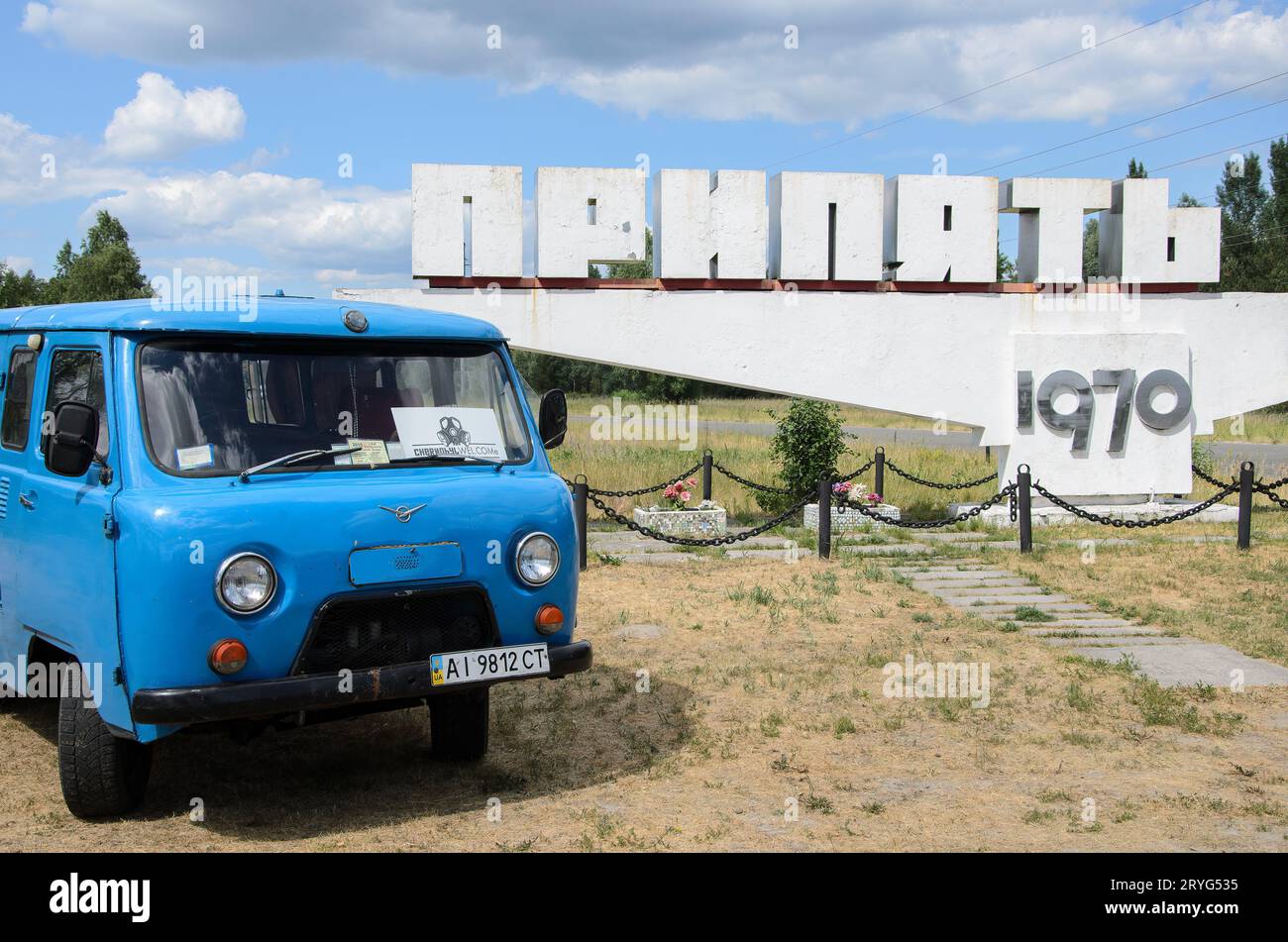 Chernobyl welcome sign hi-res stock photography and images - Alamy