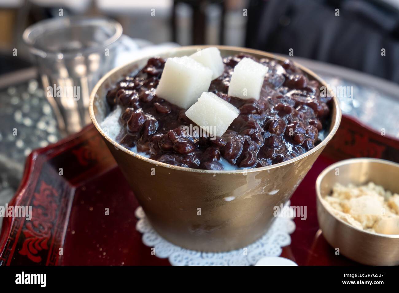 Red bean bingsu or shaved ice Stock Photo - Alamy