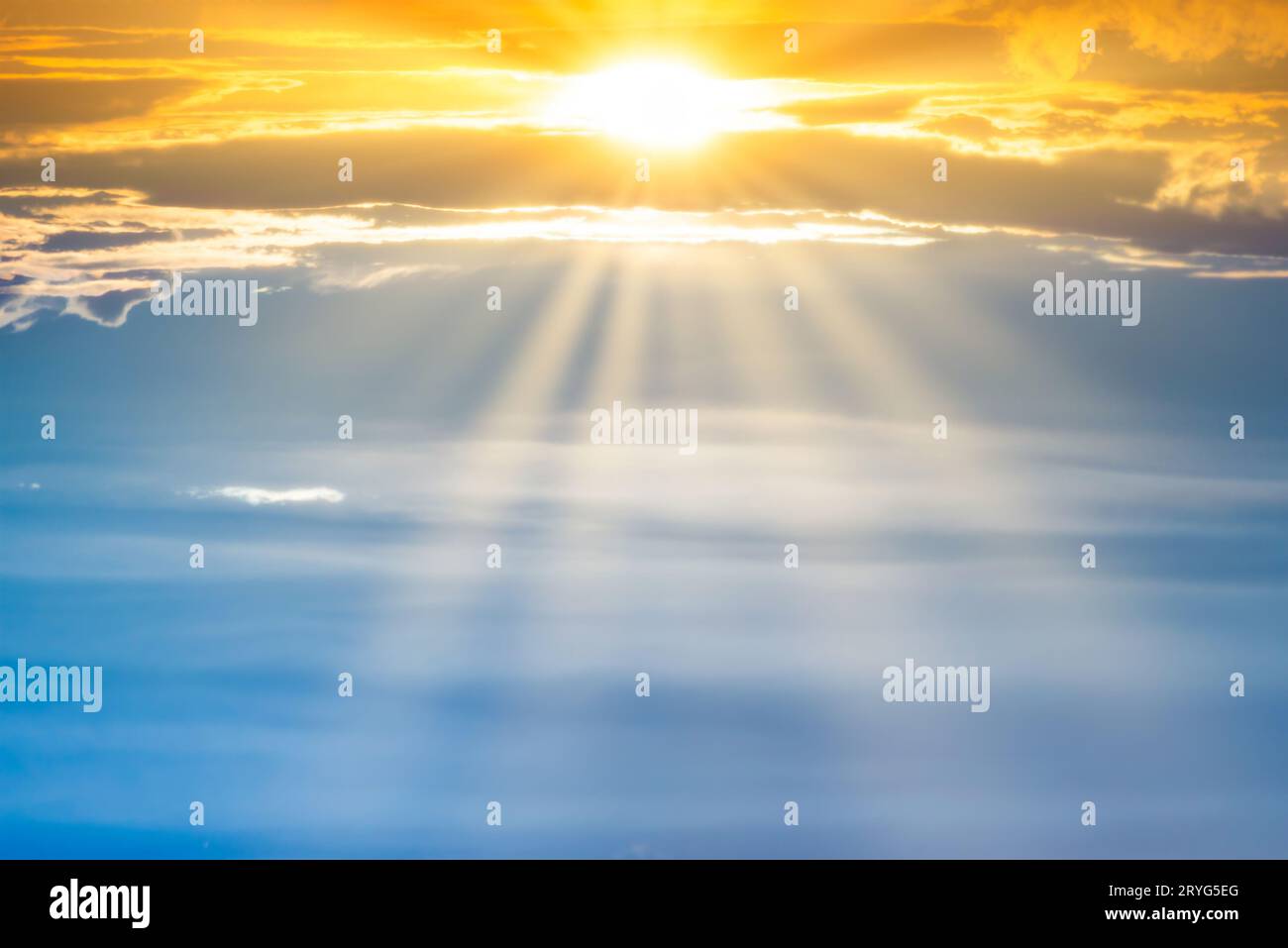 Sky rays heavenly hi-res stock photography and images - Alamy