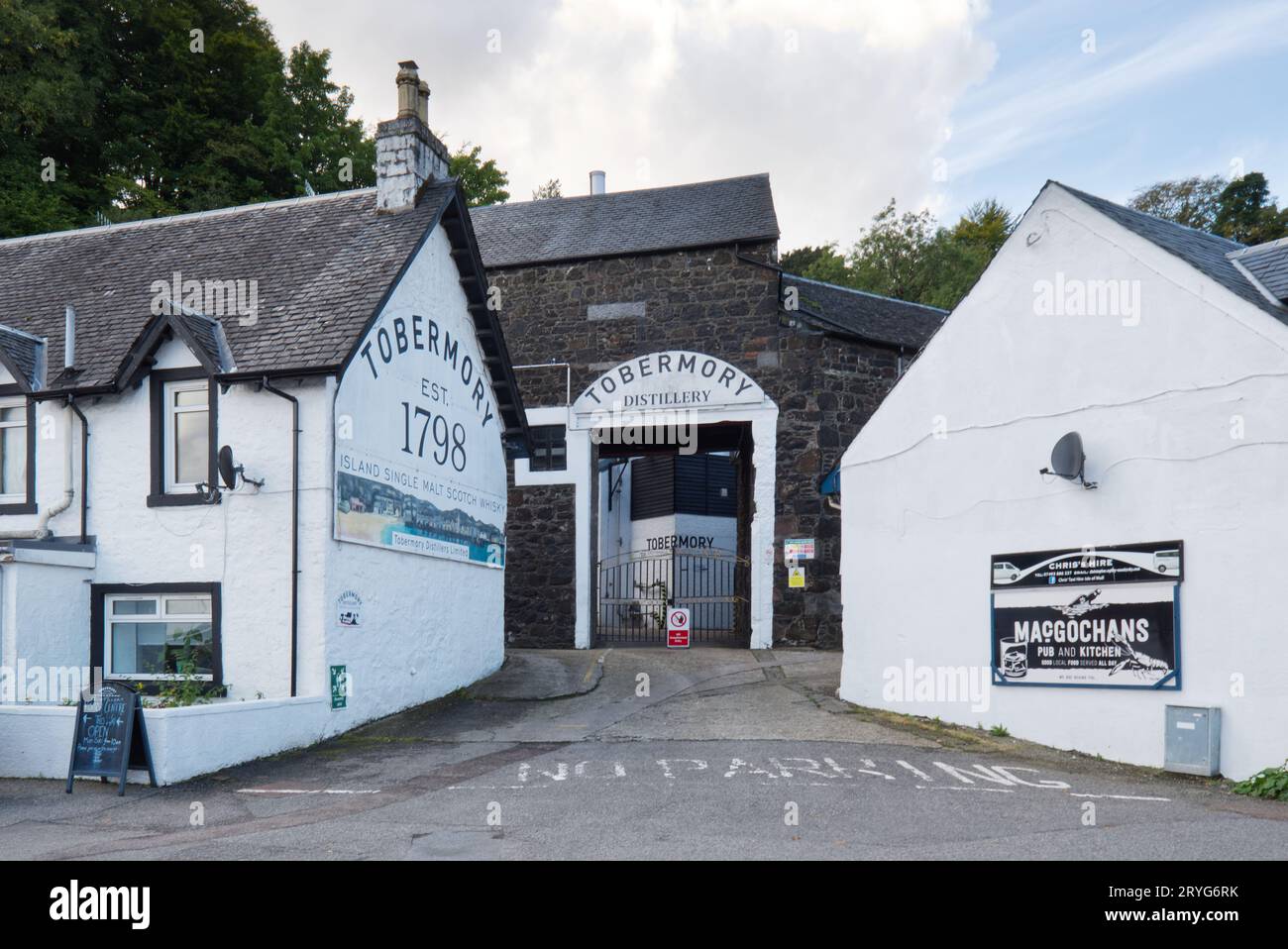 Tobermory single malt hi-res stock photography and images - Alamy