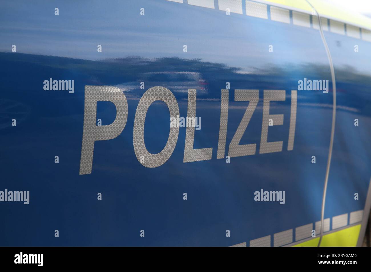 Erste hilfe logo hi-res stock photography and images - Alamy