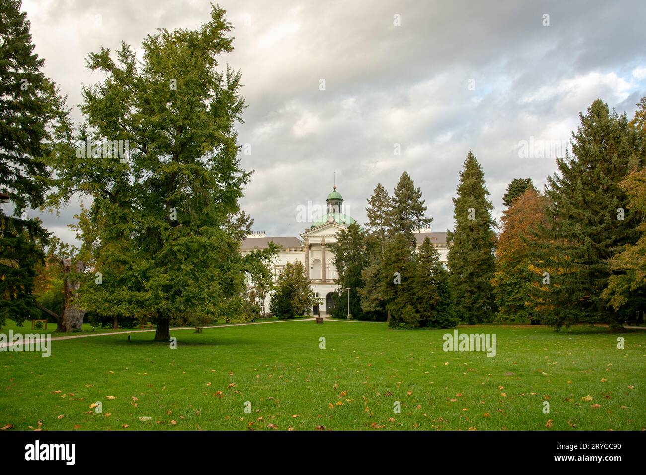 Classicist-style manor house and castle in Topolcianky park. Slovakia ...