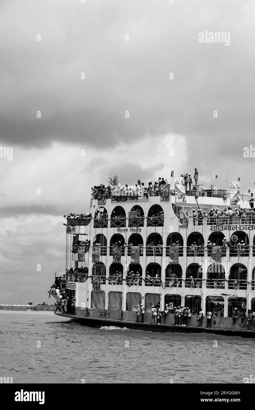 Traditional boat station, people's lifestyle, and cloudy sky ...