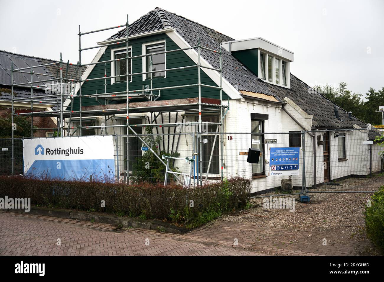 LOPPERSUM - Repair and strengthening work on homes in the Groningen ...