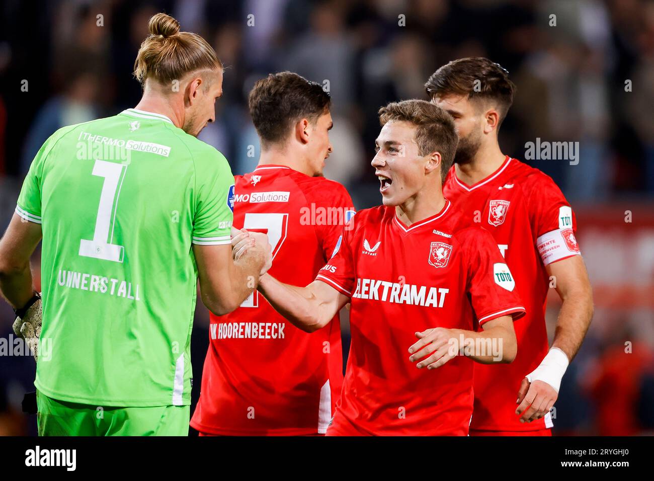 ENSCHEDE, NETHERLANDS - SEPTEMBER 30: Goalkeeper Lars Unnerstall (FC ...
