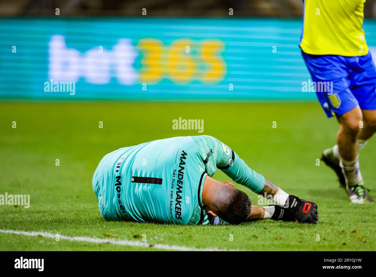 WAALWIJK, NETHERLANDS - SEPTEMBER 30: Goalkeeper Etienne Vaessen (RKC ...