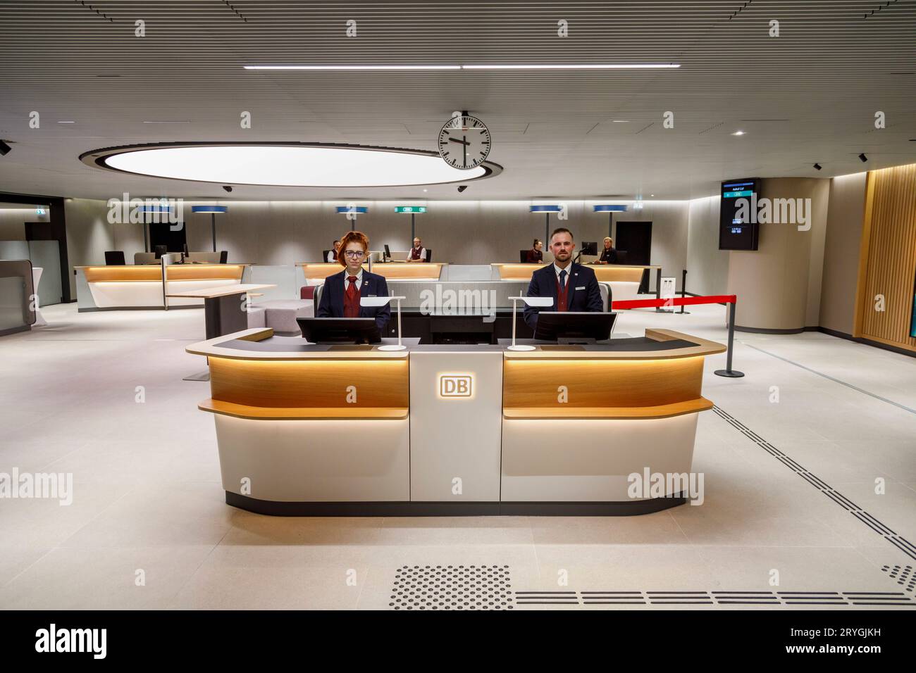 Fahrplanauskunfte hi-res stock photography and images - Alamy