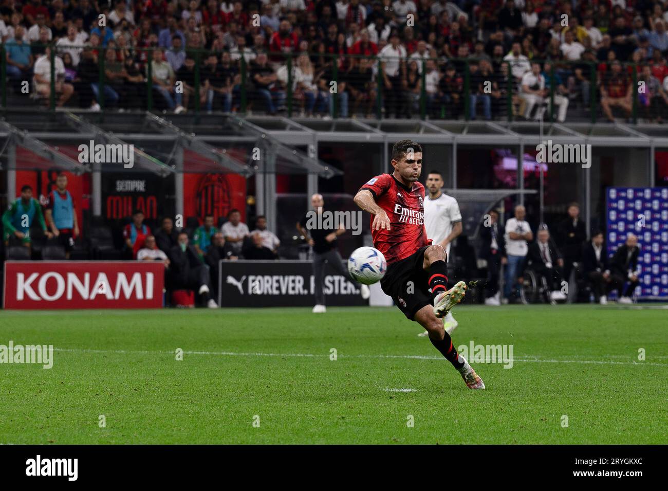 Christian Pulisic of AC Milan scores the opening goal during the Serie ...
