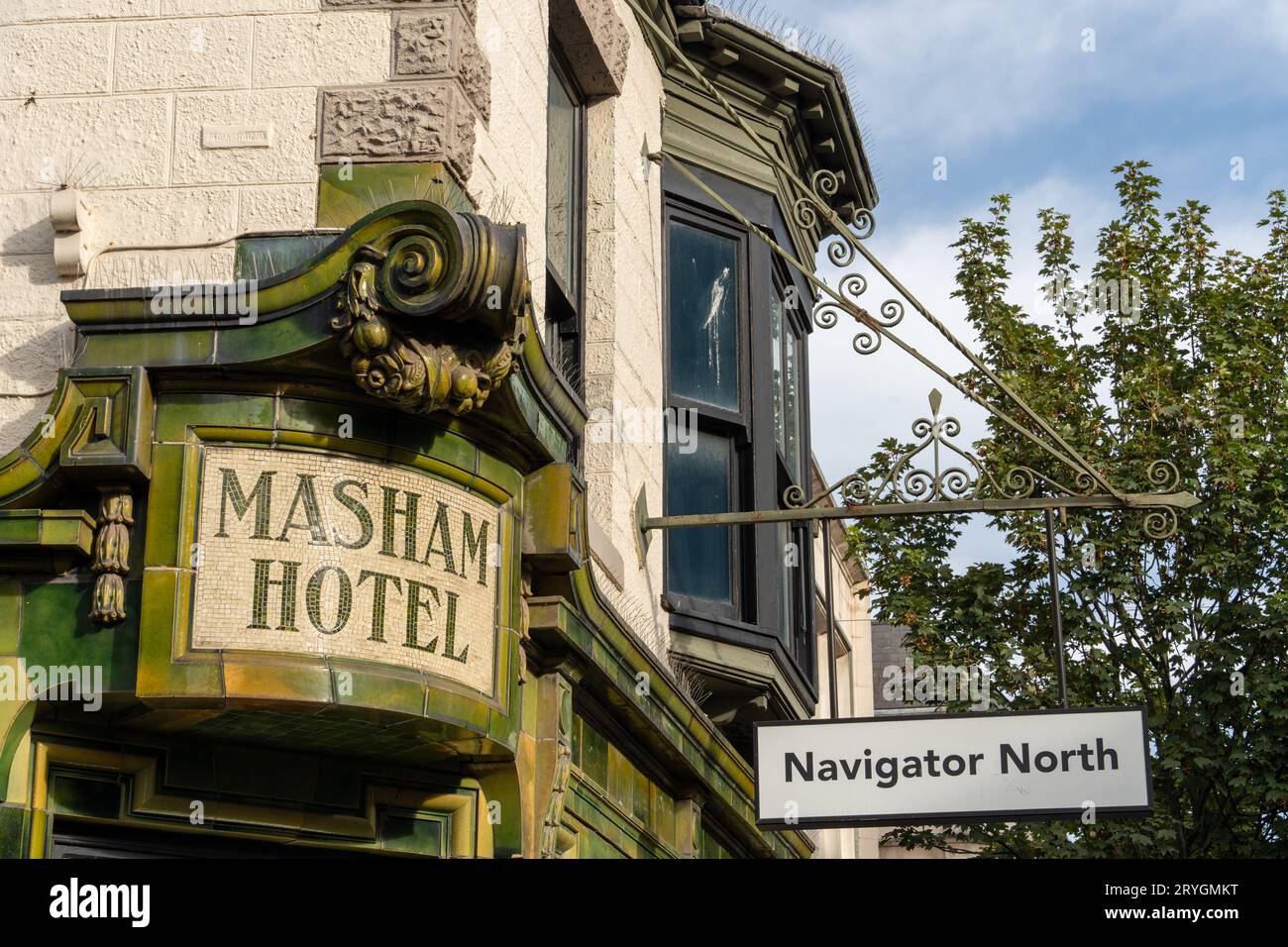 The traditional green Kitching and Lee tiled Masham Hotel, now ...