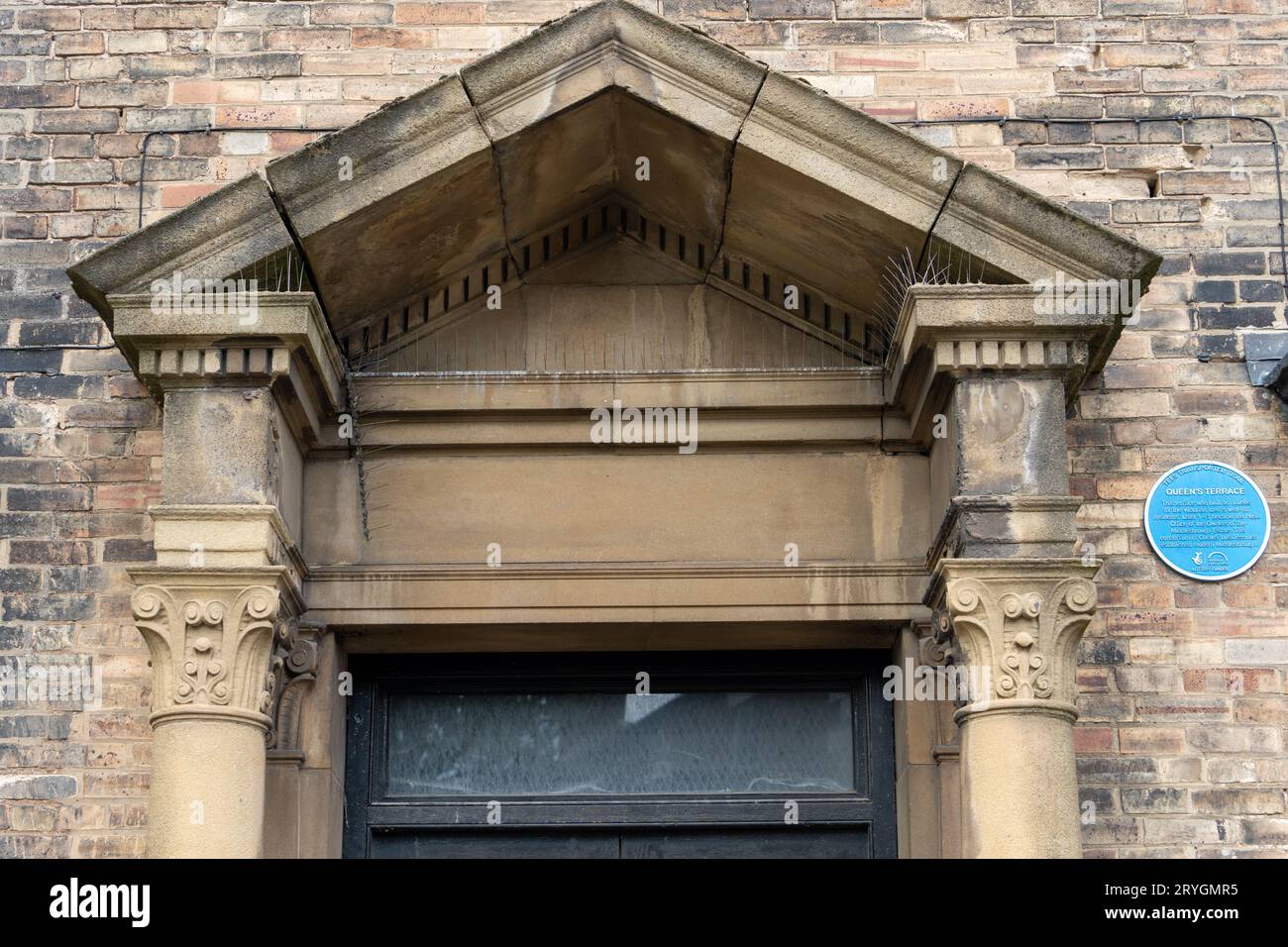 Architectural detail above entrance hi-res stock photography and images ...