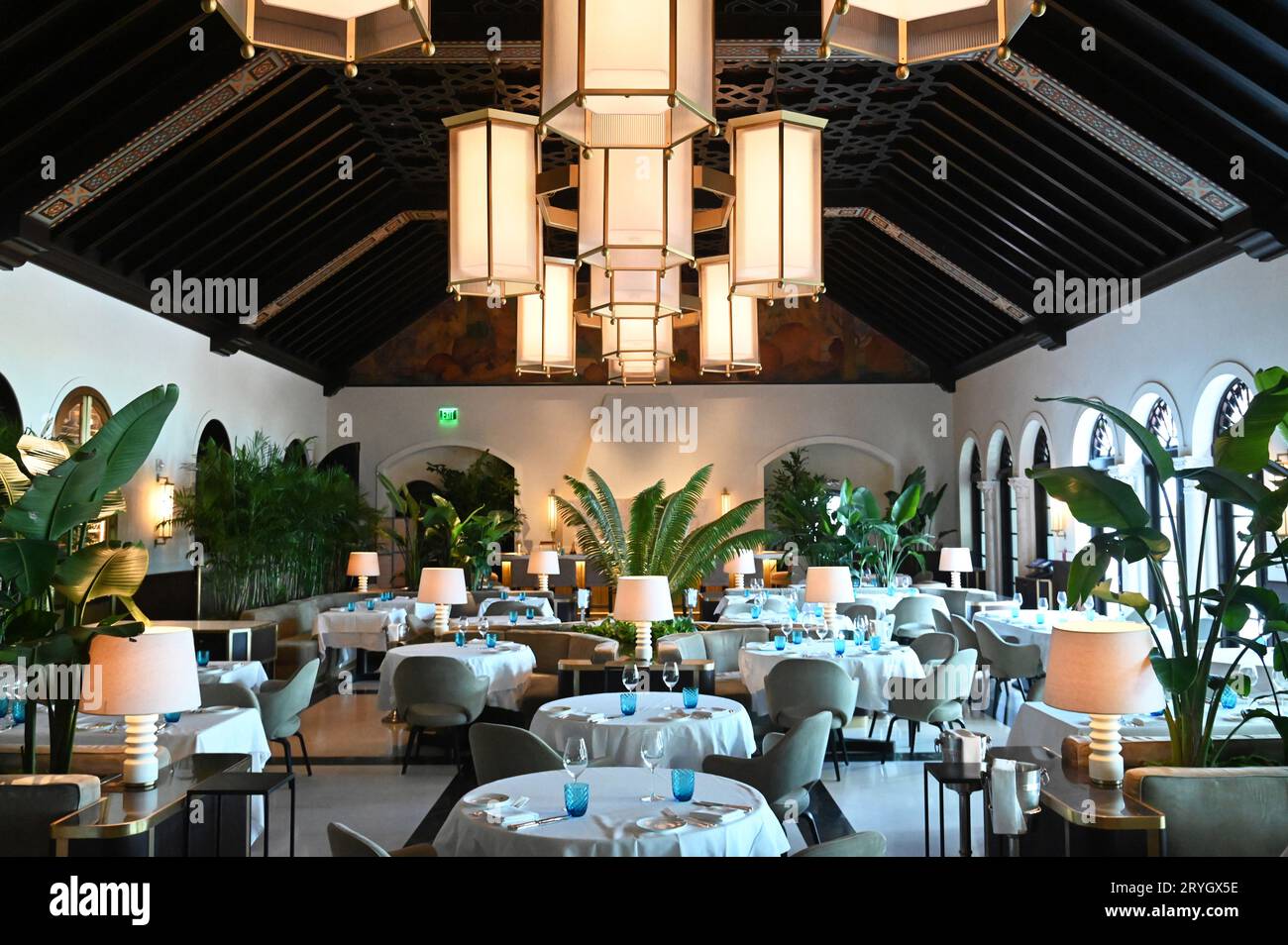 USA. FLORIDA. MIAMI. THE RESTAURANT OF THE SURF CLUB , OPENED ON 1930 ...