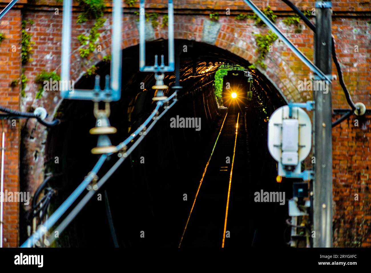 Power dong (polar temple tunnel) and Enoshima Electric Railway Stock ...