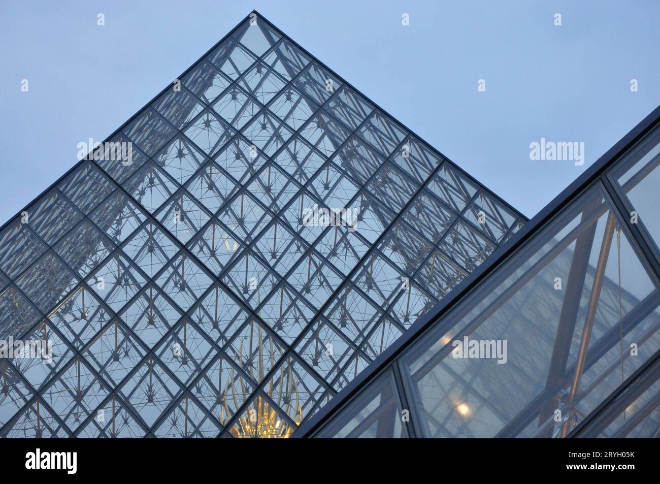 Glass pyramid construction hi-res stock photography and images - Alamy