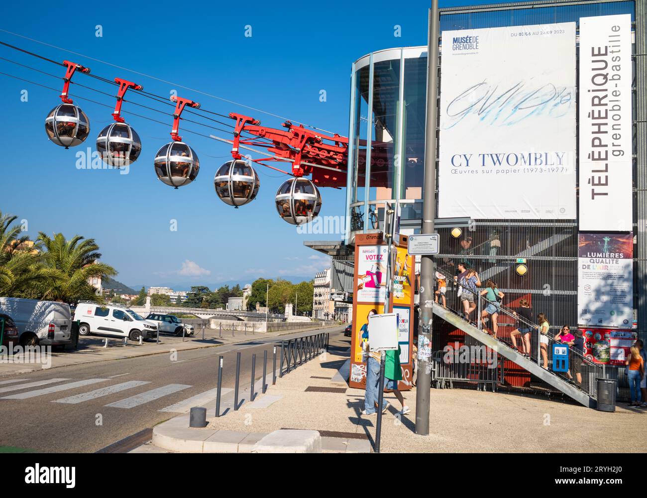 The cable car in Grenoble, France, called "le téléphérique de la ...