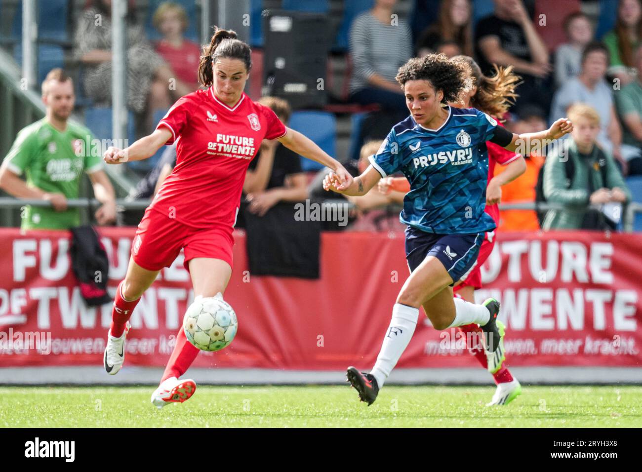 Caitlin dijkstra of fc twente vrouwen hi-res stock photography and ...