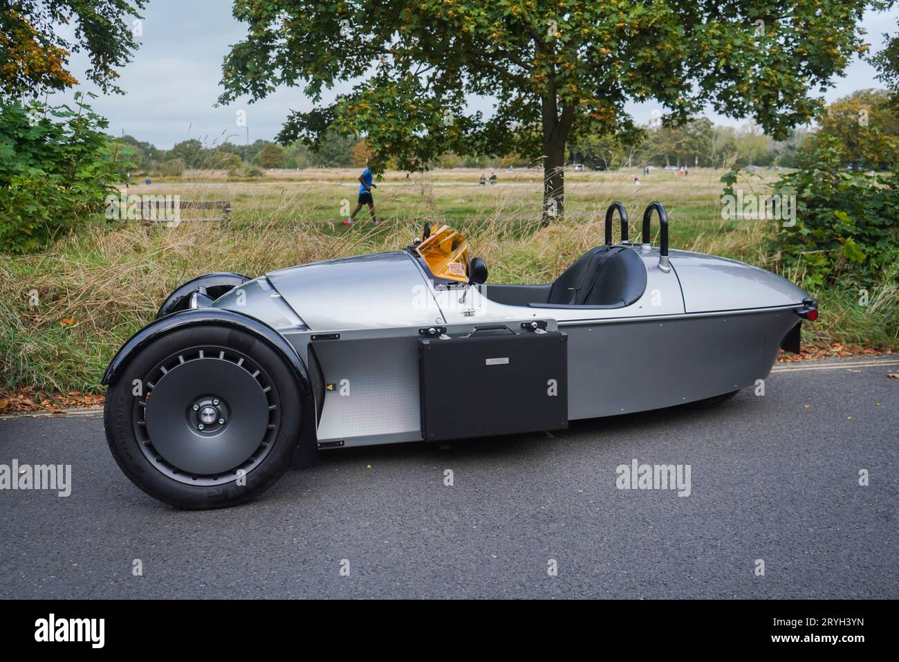 A Morgan Super 3 three wheeler in Wimbledon Common, London, UK Stock ...
