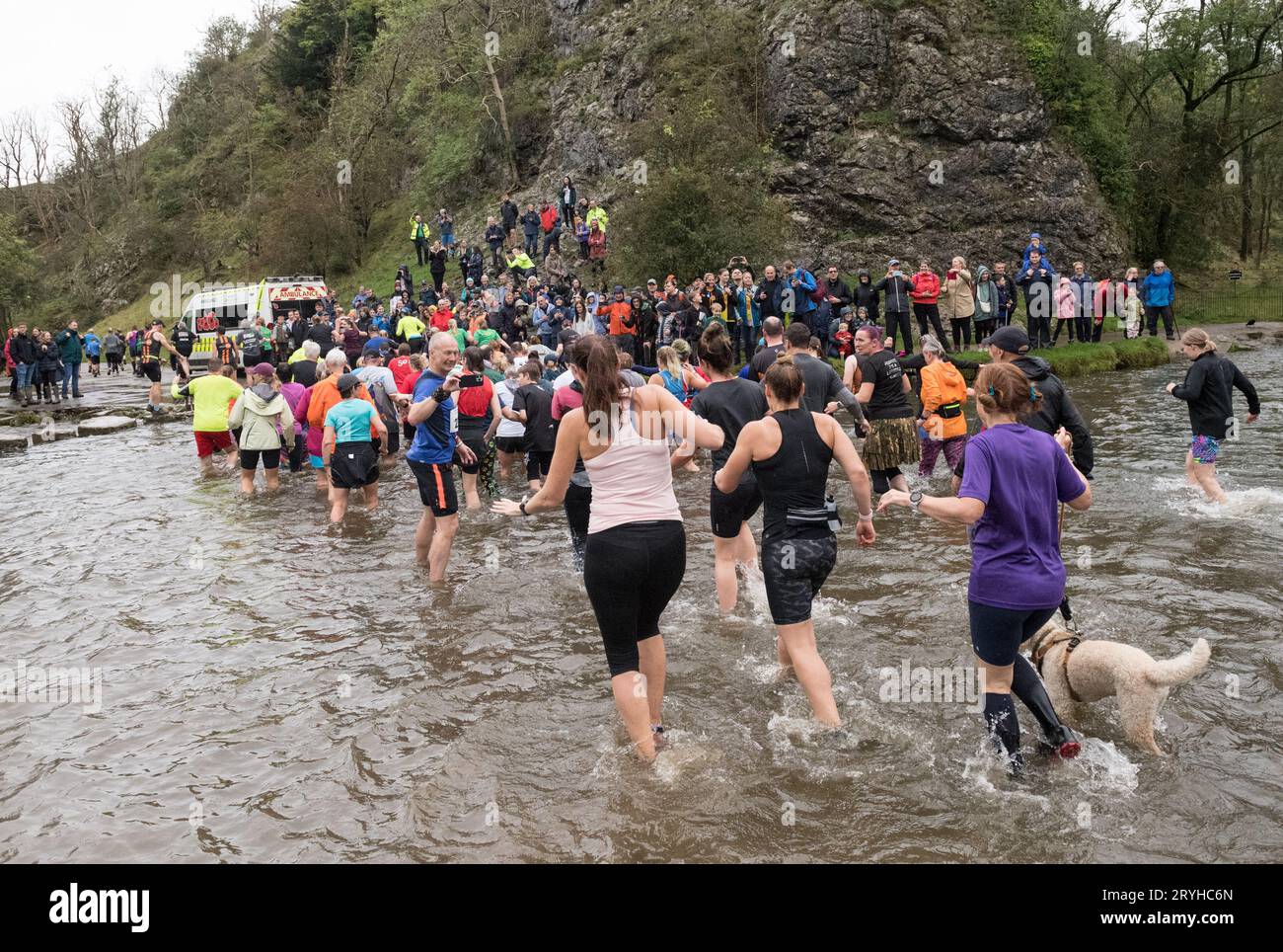 Cross with dove hi-res stock photography and images - Alamy