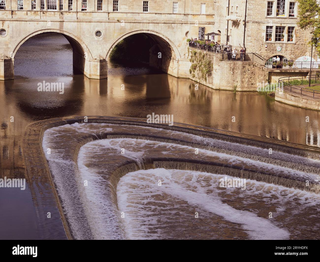 Pulteney Weir, Flood Prevention, River Avon, Bath, Somerset, England ...